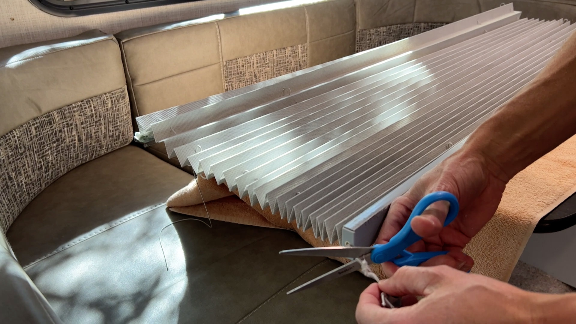 RV Large Window Shade Repair – John Marucci – On The Road